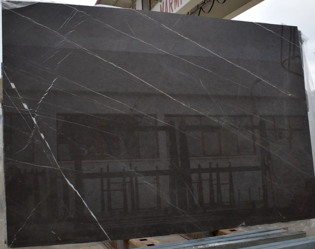 Graphite | NOBLE EARTH MOSCHOU