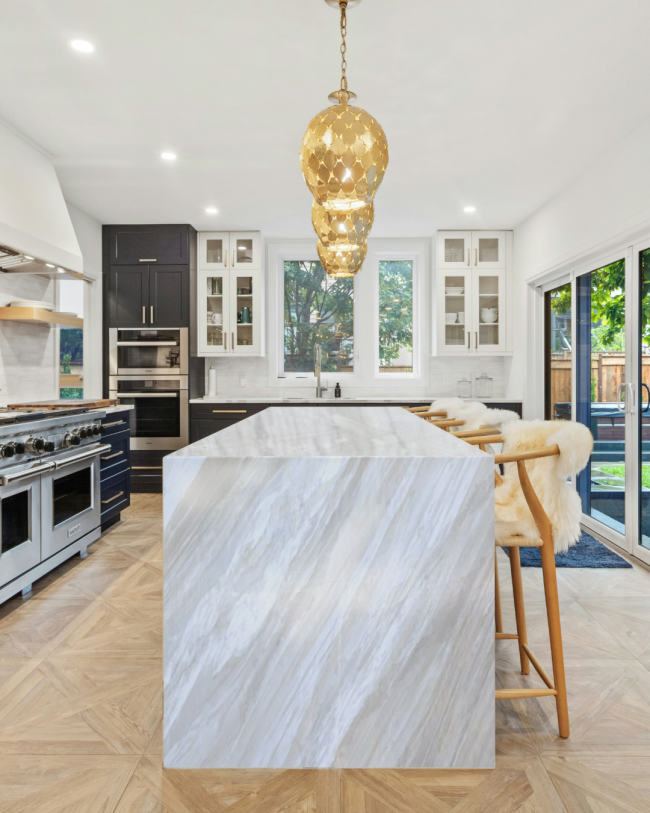 Ajax Classic | NOBLE EARTH MOSCHOU